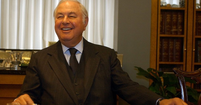 A. Alfred Taubman Bio, Early Life, Career, Net Worth and Salary