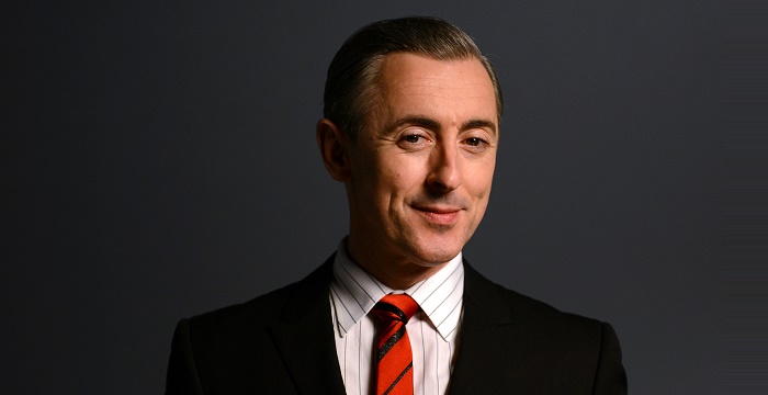 Alan Cumming Bio, Early Life, Career, Net Worth and Salary