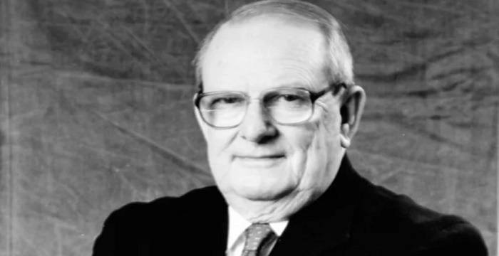 Allan McLeod Cormack Bio, Early Life, Career, Net Worth and Salary