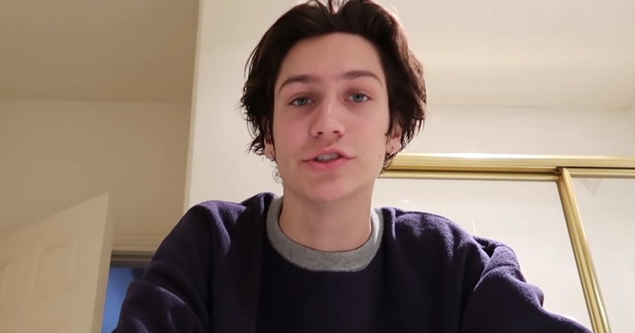 Chase Hudson Bio Bio, Early Life, Career, Net Worth and Salary