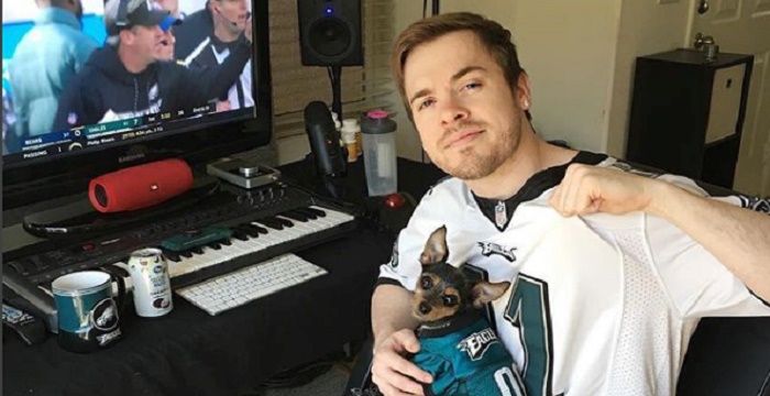 Cody Carson Bio Early Life Career Net Worth And Salary