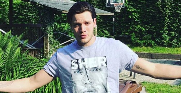 Dominic Sherwood Bio, Early Life, Career, Net Worth and Salary