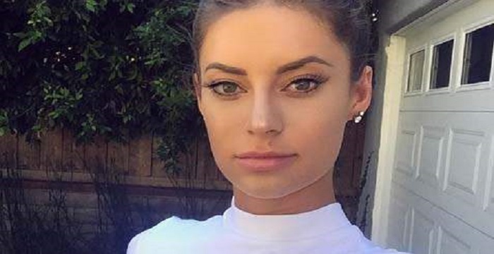 Hannah Stocking Bio Bio, Early Life, Career, Net Worth and Salary