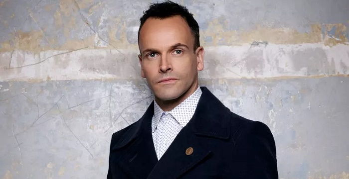 Jonny Lee Miller Bio, Early Life, Career, Net Worth and Salary